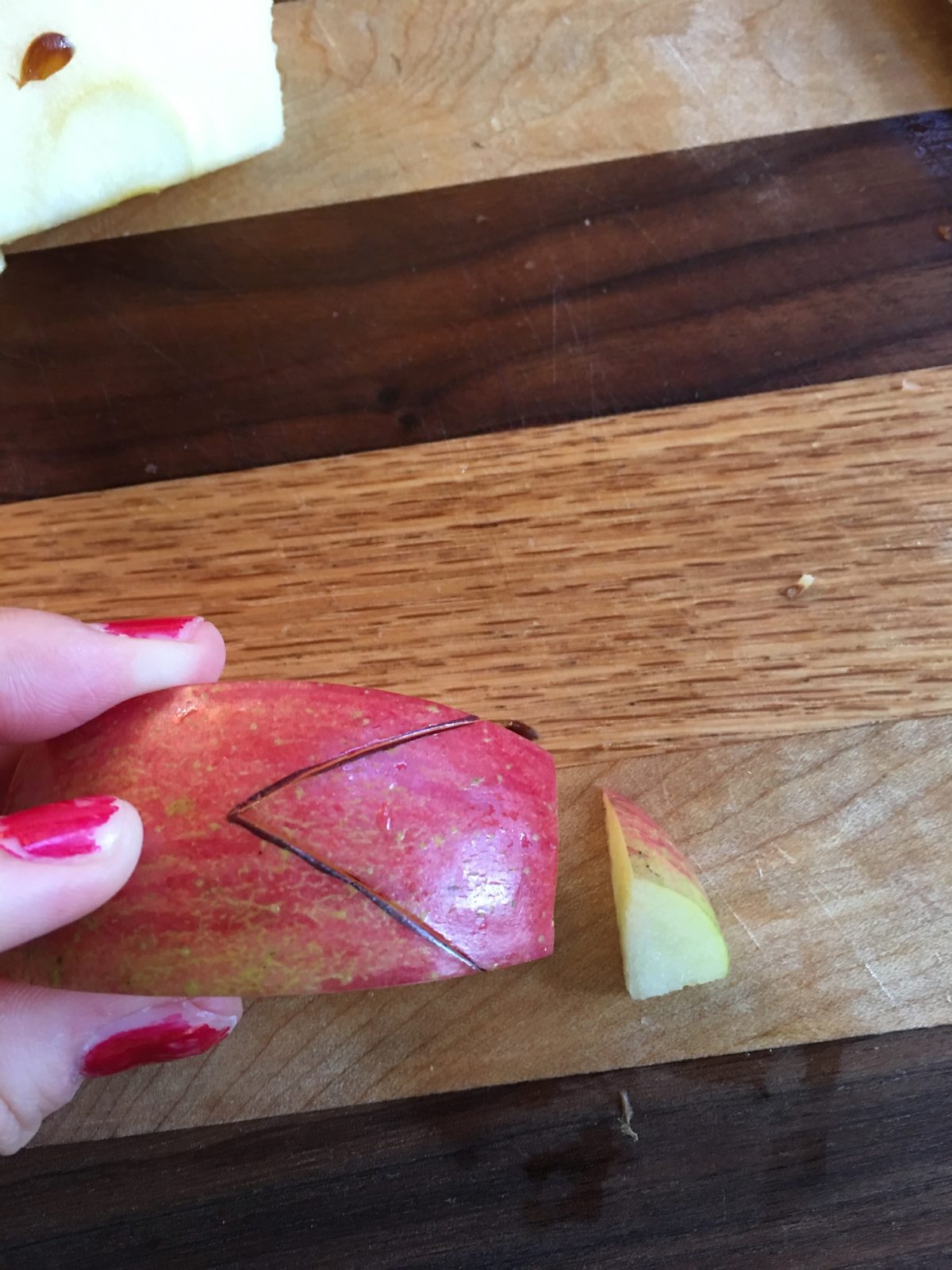 Bunny Apple Slices – Charles County Public Library